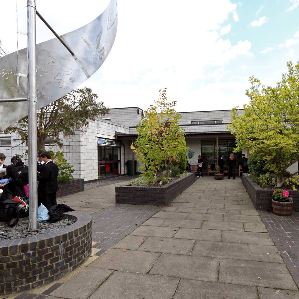 Mark Rutherford School Library | Tye Architects
